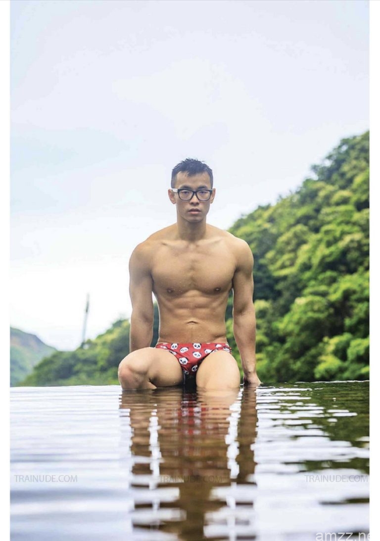 In Wonderland VOL 01 男神遊園地 第01期 with Vincent （全見版）Part 02 - AMZZ男神图库