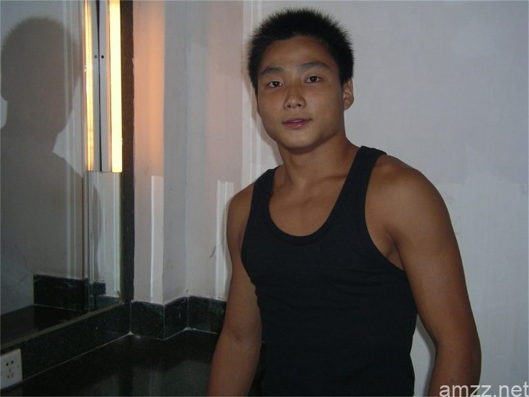 俊色攝影 VOL 07 （原生態拍攝全見版） - AMZZ男神图库