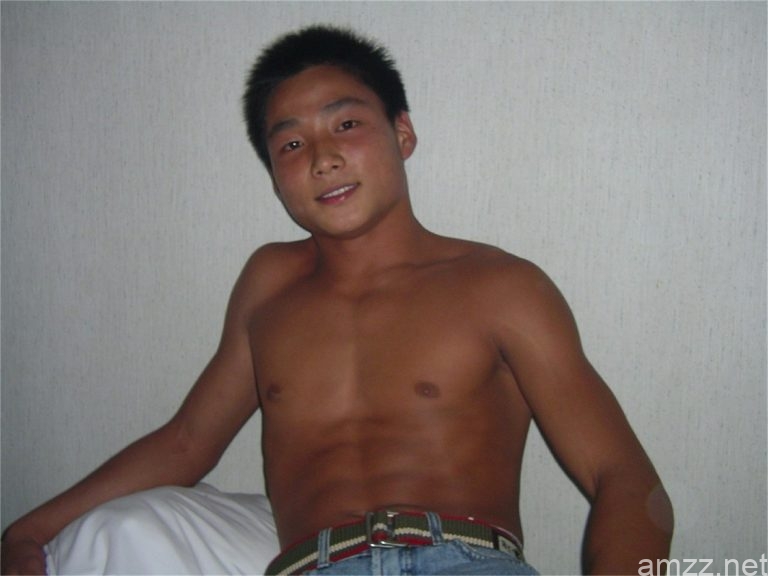 俊色攝影 VOL 07 （原生態拍攝全見版） - AMZZ男神图库